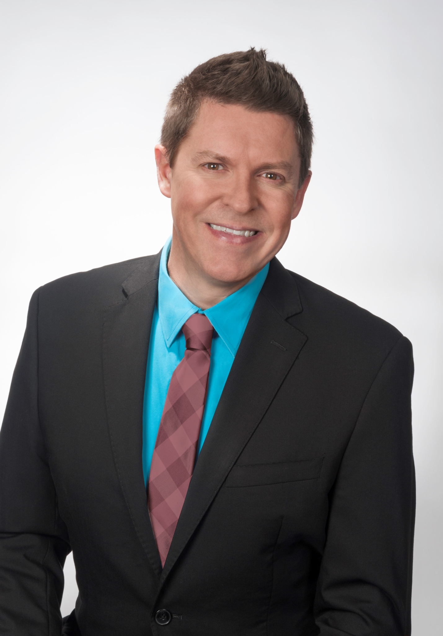 6 TIPS ON How To Use Hair Spray - Life In Naples Magazine